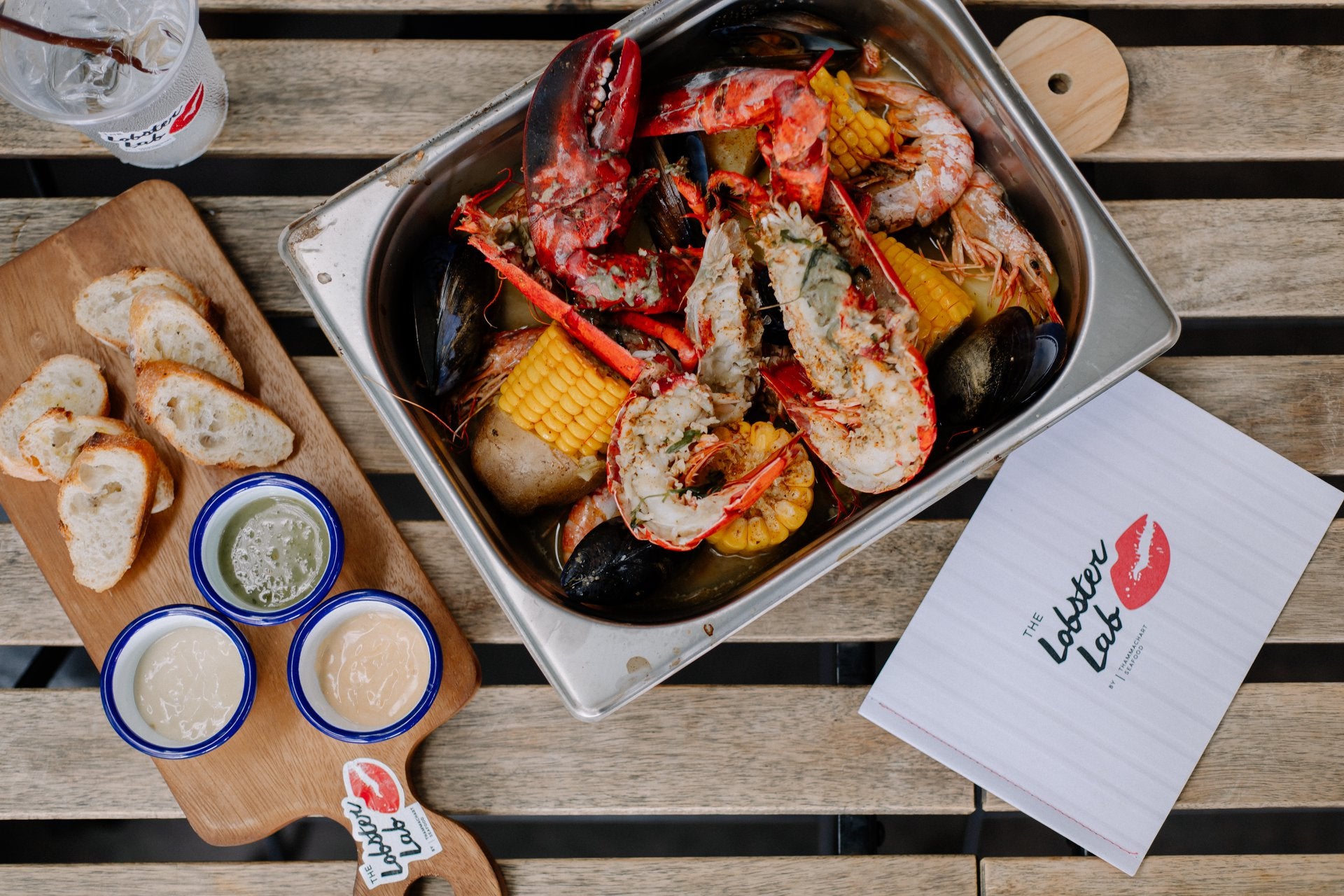 ‘The Lobster Lab’ – Now at ‘theCOMMONS’ Sala Daeng – Thammachart Seafood